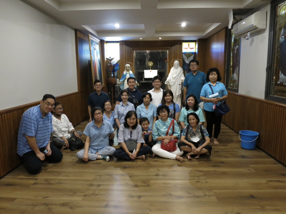 Kegiatan Bulan Rosario Lingkungan St.Andreas 3 – Paroki Kelapa Gading